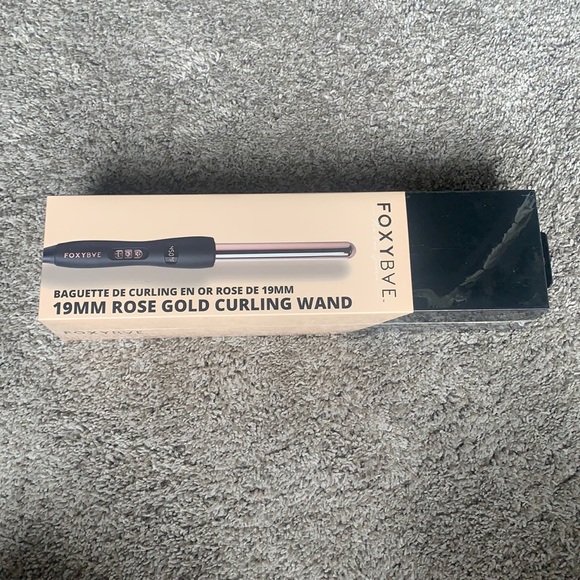 foxybae | Hair | Foxybae 9mm Ross Gold Curling Wand Brand New | Poshmark